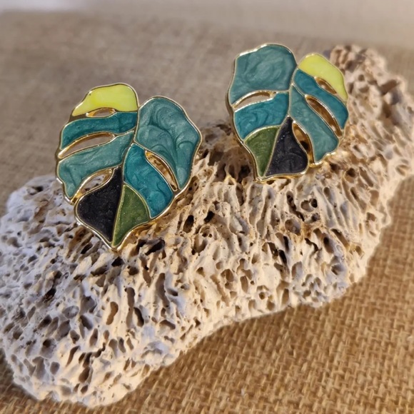 Jewelry | Monstera Plant Leaf Earrings | Poshmark